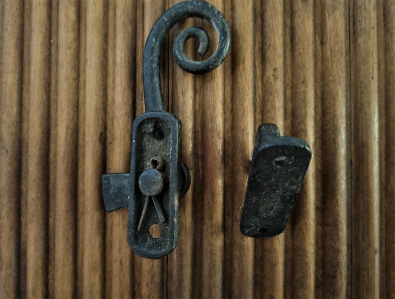 Iron Monkey Tail Window Latch Antique - Etsy