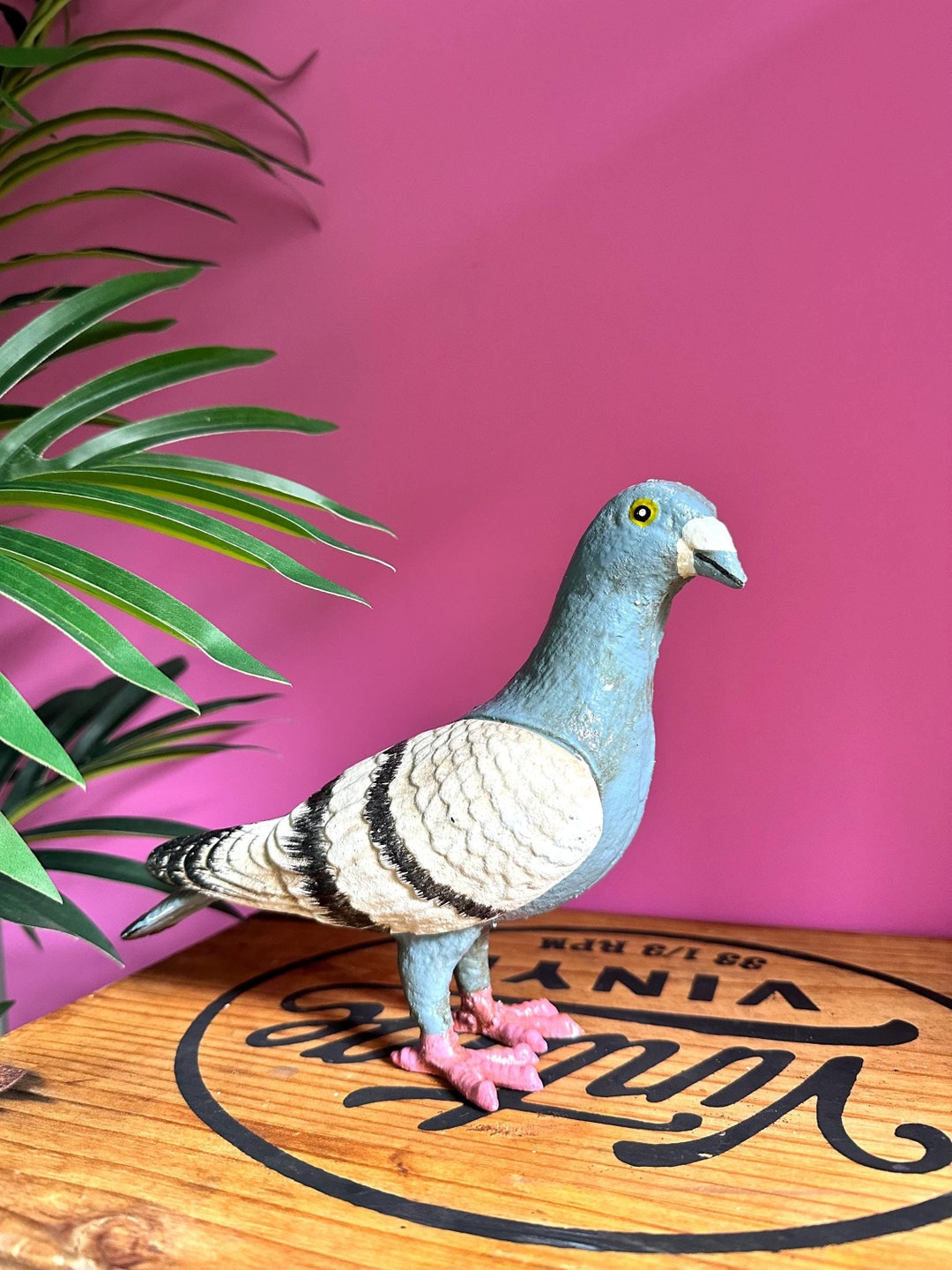 Fab Quirky Cast Iron Pigeon | British Bird Ornament | Standing Pigeon ...