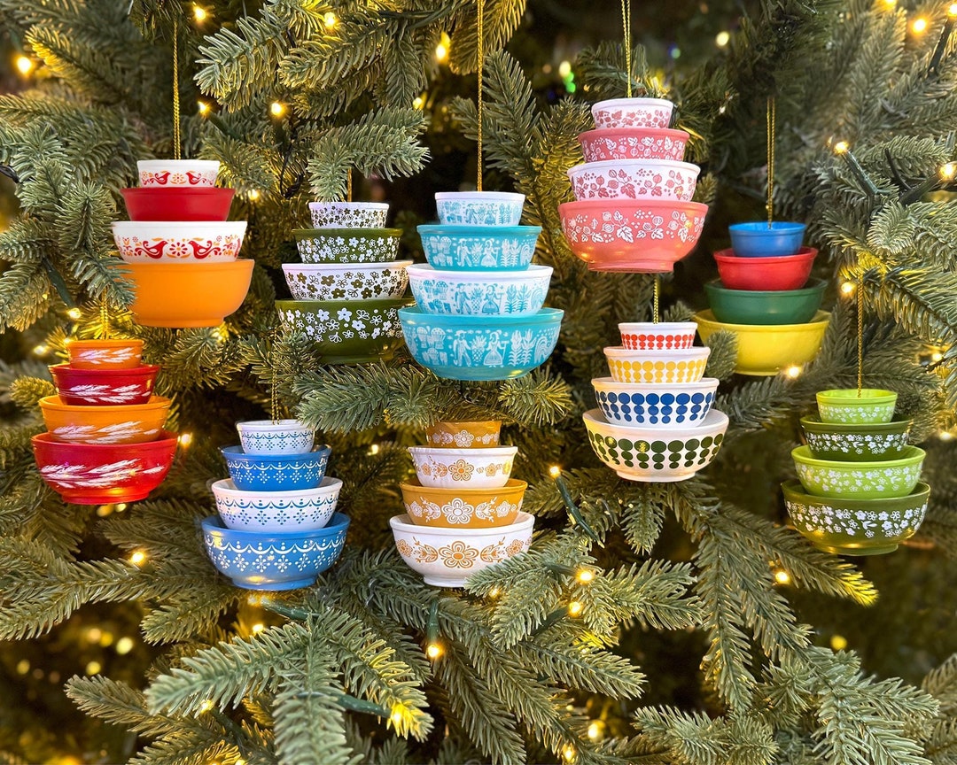Pyrex-inspired Miniature Bowl Stack Ornament: Retro Kitchen Christmas ...