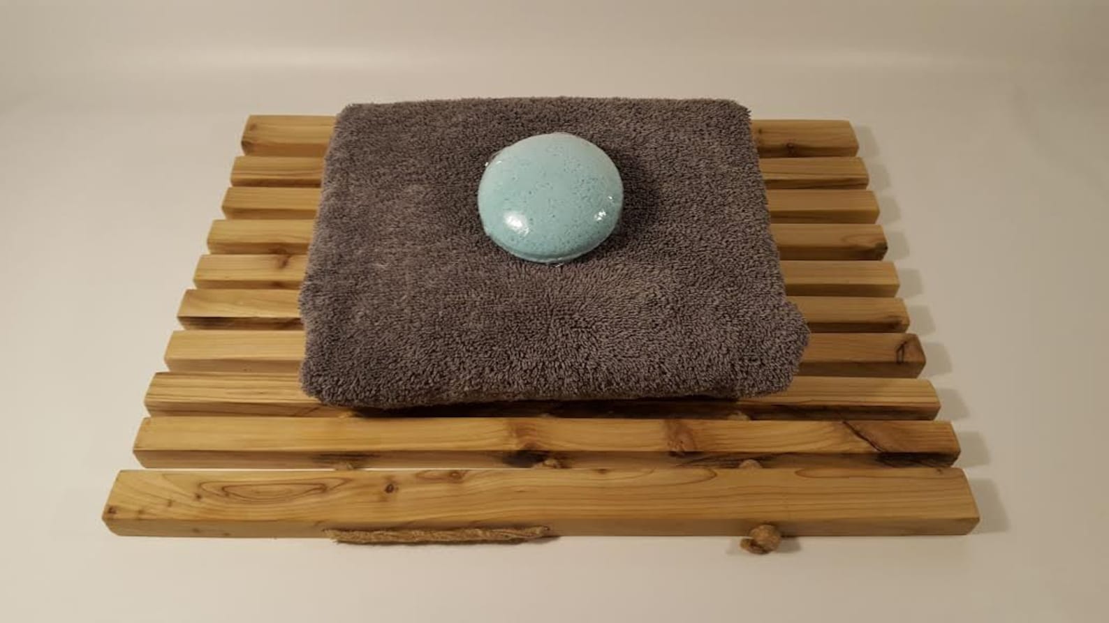 Meditation Mat, Roll up Ceder Mat, Bathroom Mat, Wooden Bathroom Mat ...