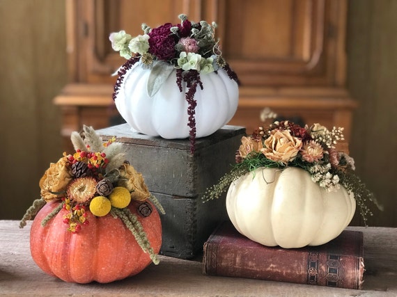 Isle Decorations Floral Pumpkin