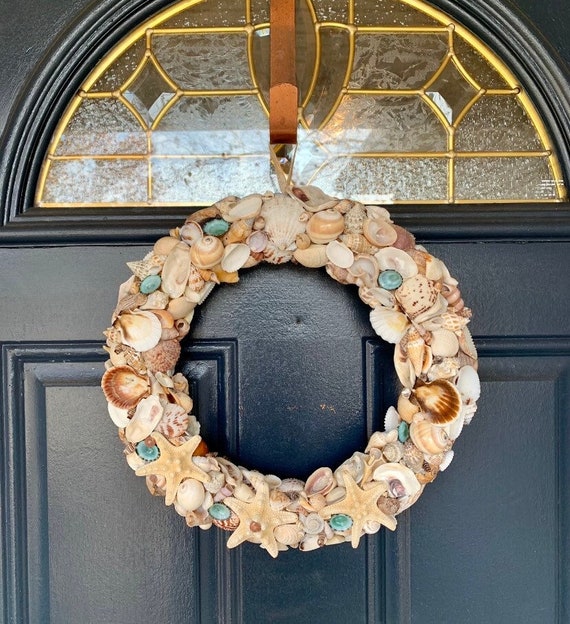 Coastal Seashell Wreath / Armored Starfish Seashell Wreath | Etsy