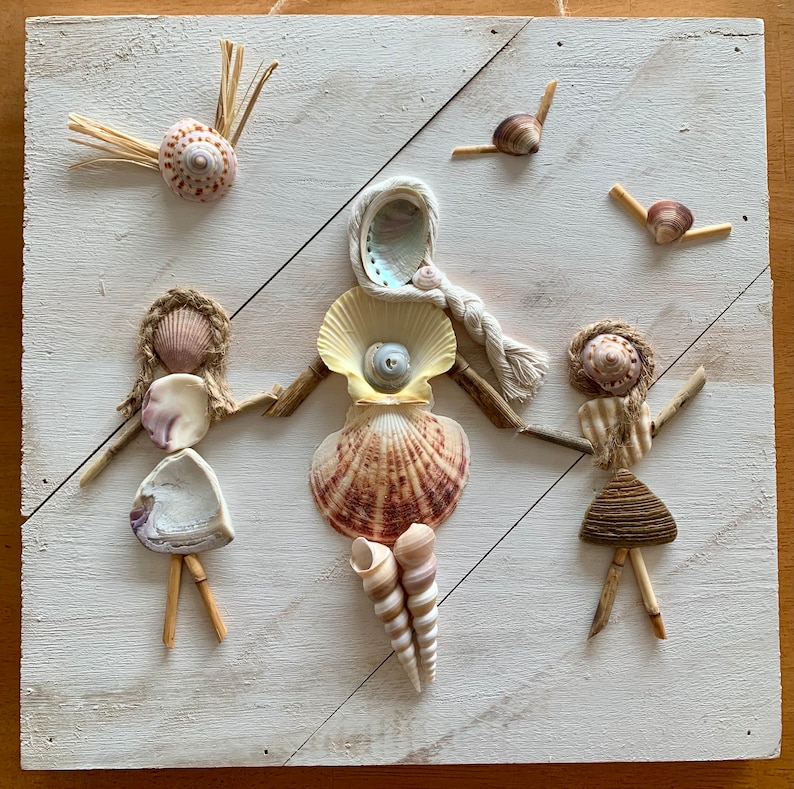Seashell People Wall Art Decor / Grandmother / Mother & Daughters ...