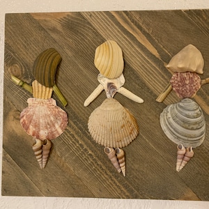 Seashell People Wall Decor: Beach Friends and Sisters Art - Etsy