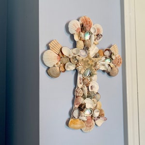 Seashell Cross Wall Hanging / Religious Wall Decor - Etsy