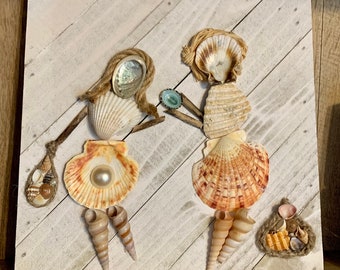 COASTAL DECOR / SEASHELL Girlfriends at the Beach / Seashell Divas ...