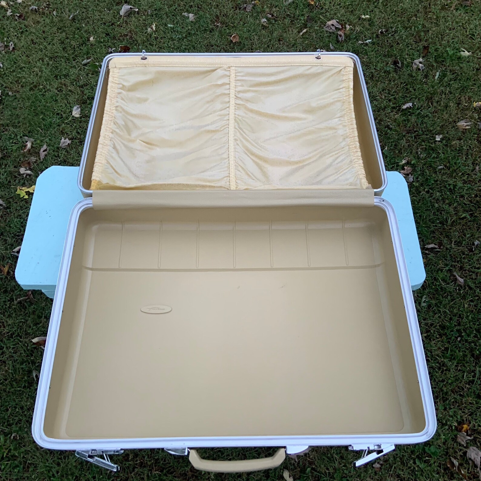 Vintage 1970’s Vintage Forecast Sears Suitcase Luggage - Etsy