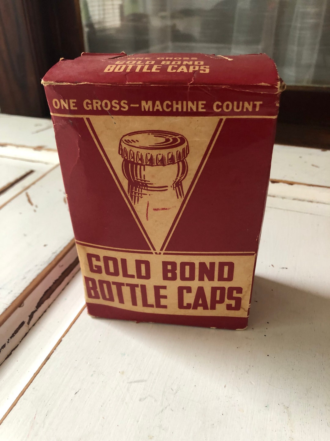 Vintage 1950’s New Old Stock Box of Gold Bond Bottle Caps for Home Bar ...