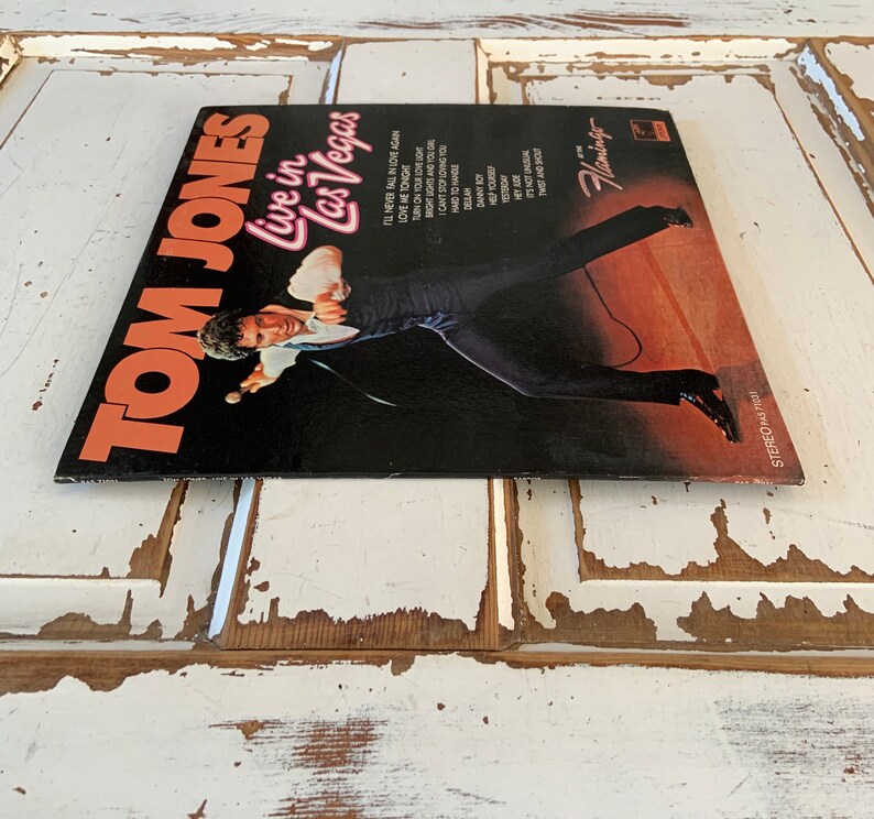 Vintage 1969 Tom Jones Vinyl Album Live in Las Vegas - Etsy