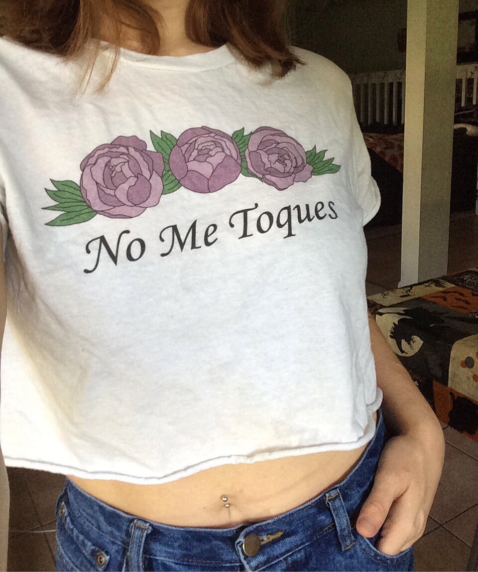 No Me Toques Tee | Etsy