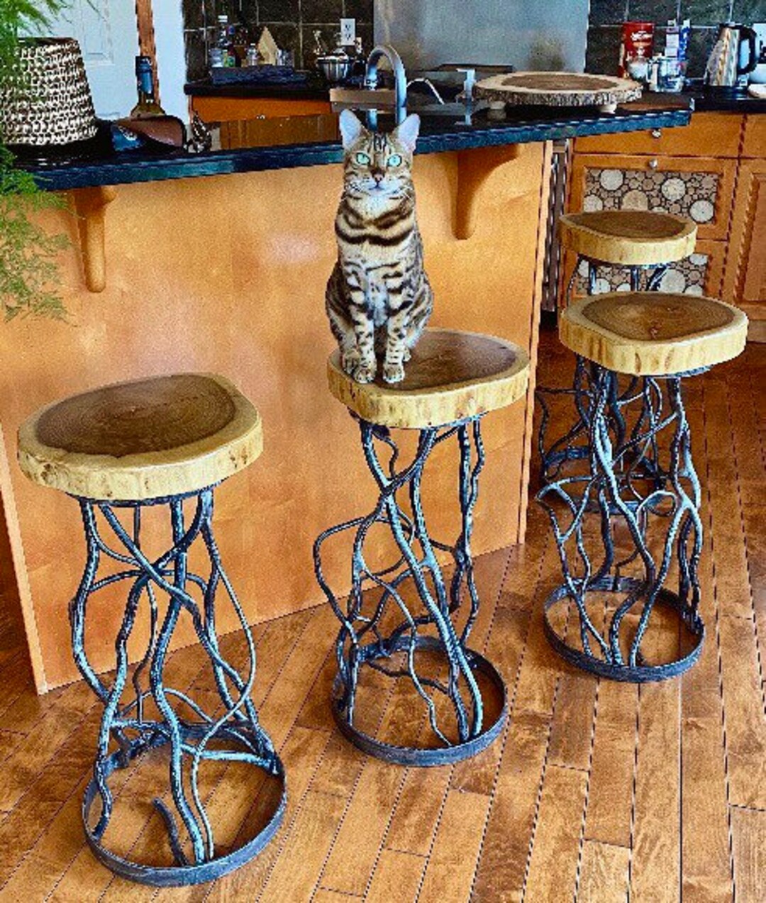 Forest Iron Branches Bar Stools With Live Edge Wood Seats - Etsy UK