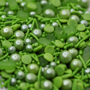 Lucky Leprechaun Green Sprinkle Mix Pearl Sugar Strands Natural Colour ...