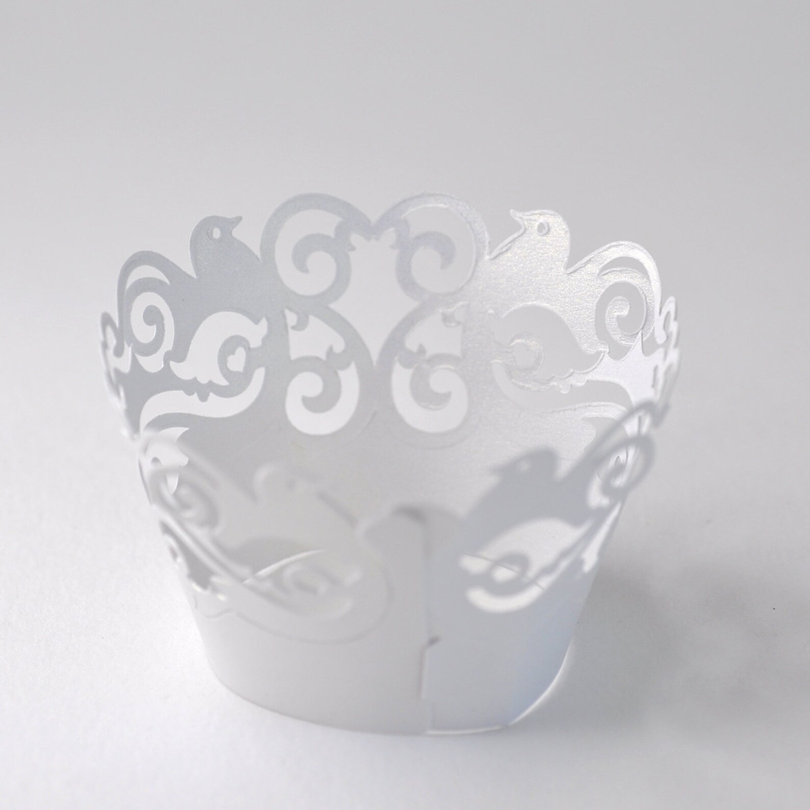 White Dove Birds Cupcake Wrapper Pack of 6 Wedding Birthdays Bird Doves ...