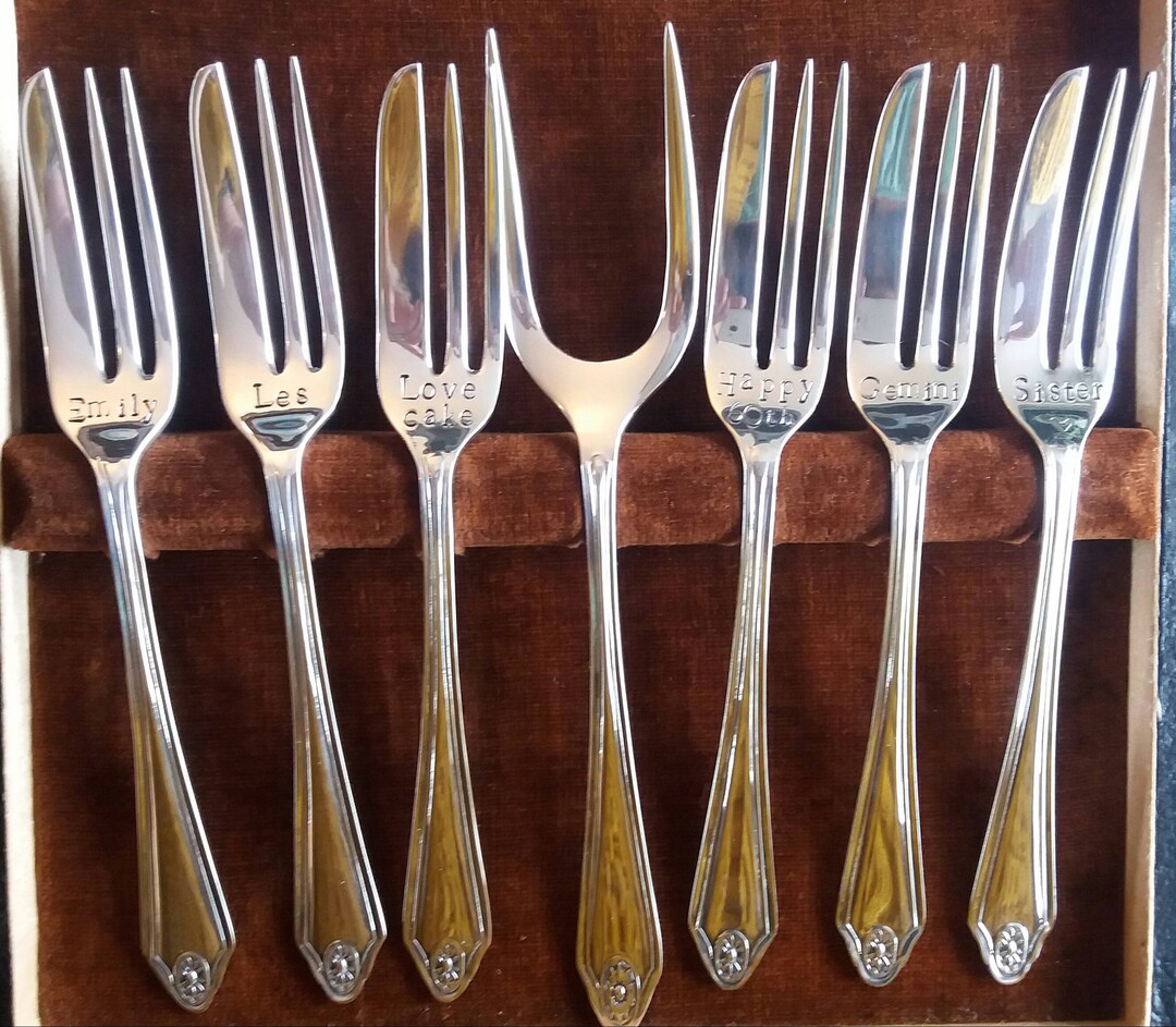 Cased Cake Fork Set. Handstamped Personalised. Vintage, Silver Plate ...