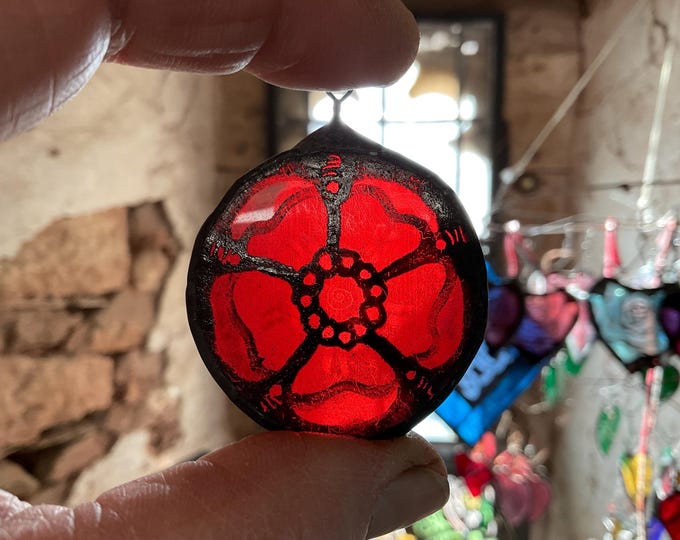 Lancashire Red Rose of Lancaster Sun Catcher - Etsy UK
