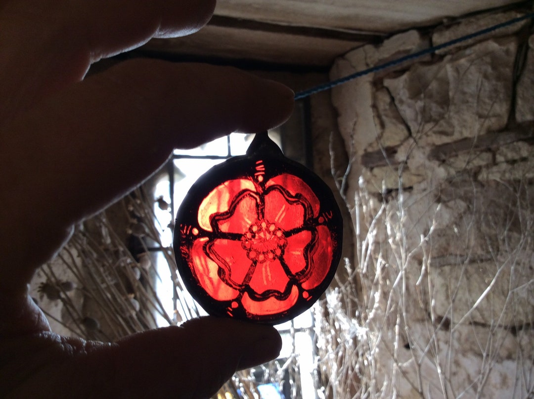 Lancashire Red Rose of Lancaster Sun Catcher - Etsy UK