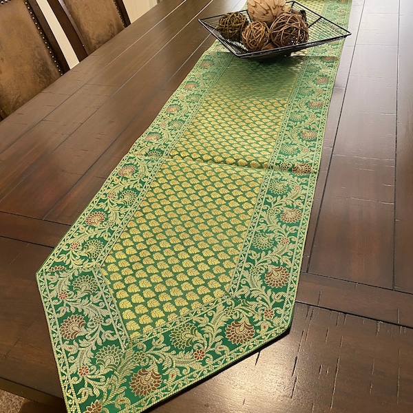 Table Runner Green - Etsy