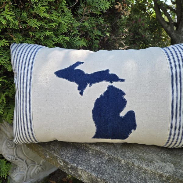 Michigan Pillow - Etsy