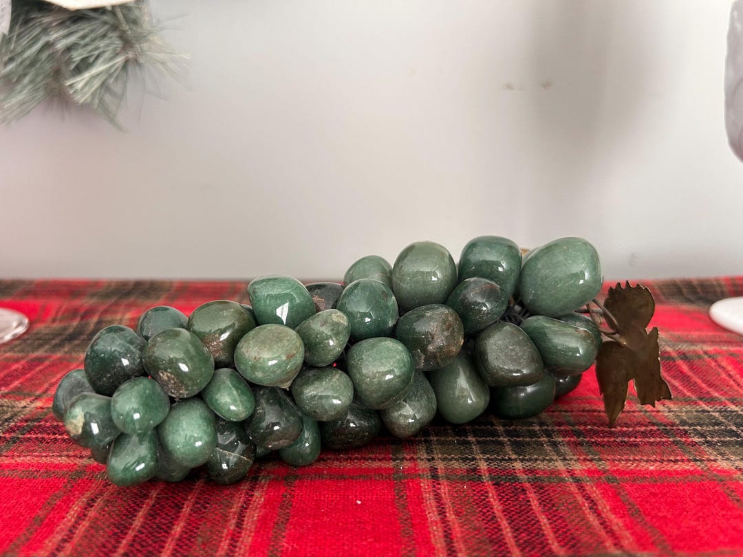 Vintage Stone Grape Cluster With Metal Leaves Unusual Green Jade Mable ...