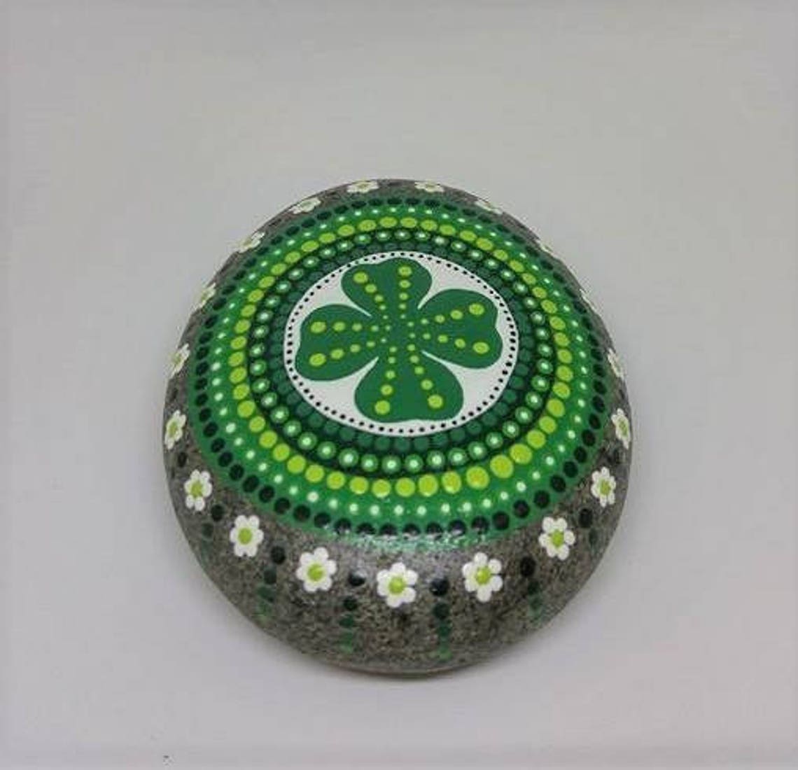 Four Leaf Clover, Lucky Garden Stone, Custom Gift, Green Dot Art, Hand ...