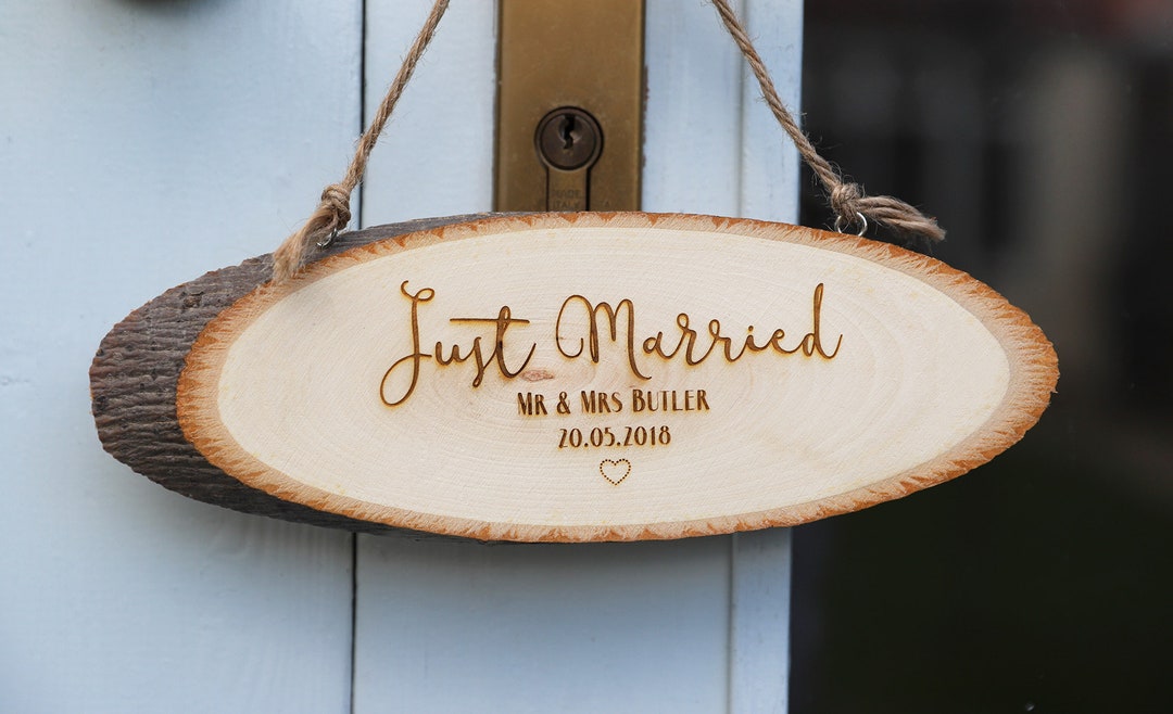 Personalised 'just Married' Wooden Wedding Sign: Engraved Rustic Decor ...