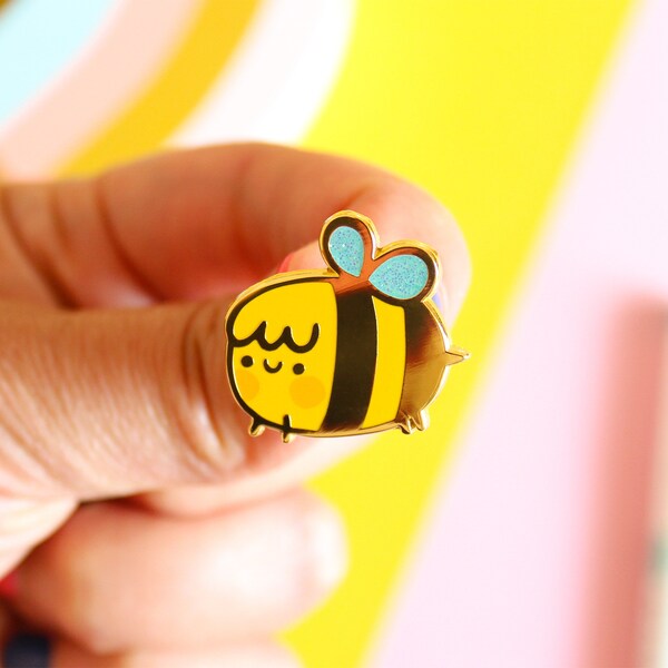Bee Lapel Pin - Etsy