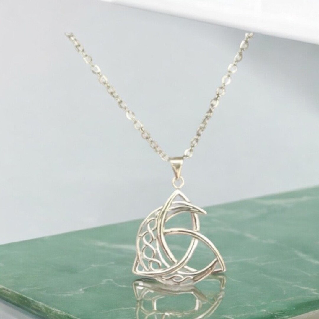 Handcast Large 925 Sterling Silver Irish Celtic Triquetra Trinity Knot ...