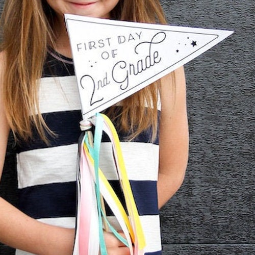 First Day of 2nd Second Grade Pennant Flag Printable - Etsy