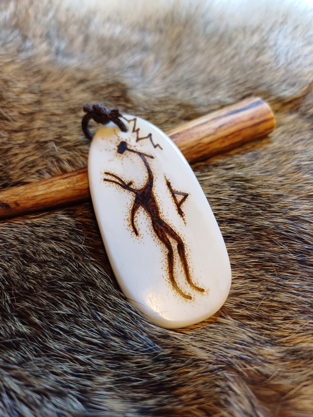 Thor Amulet, Bone Pyrography, Nordic Bronze Age Petroglyph Mjolnir ...