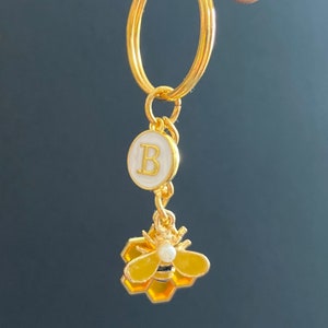 Bee Gift Keyring / Honeycomb Bees Gift / Personalised Present / Buzzing ...