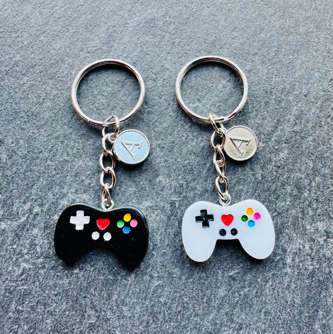 Gaming Console Keyring Fun Gaming Keychain Gift for Him Game Console ...