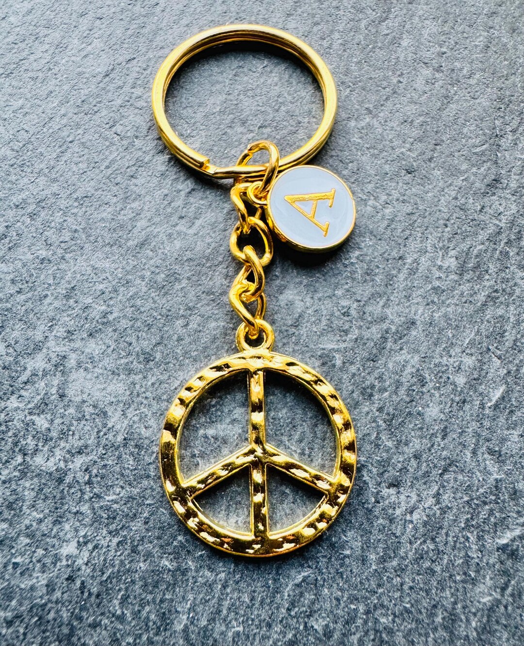 Peace Sign Gift for Her / Hammered Gold Keyring / Peace Sign Keyring - Etsy