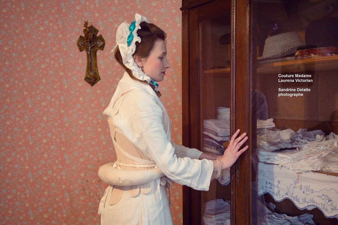 18th Century Hip Sausage/to Order/rococo Pad/historical Costume/marquise/colonial - Etsy