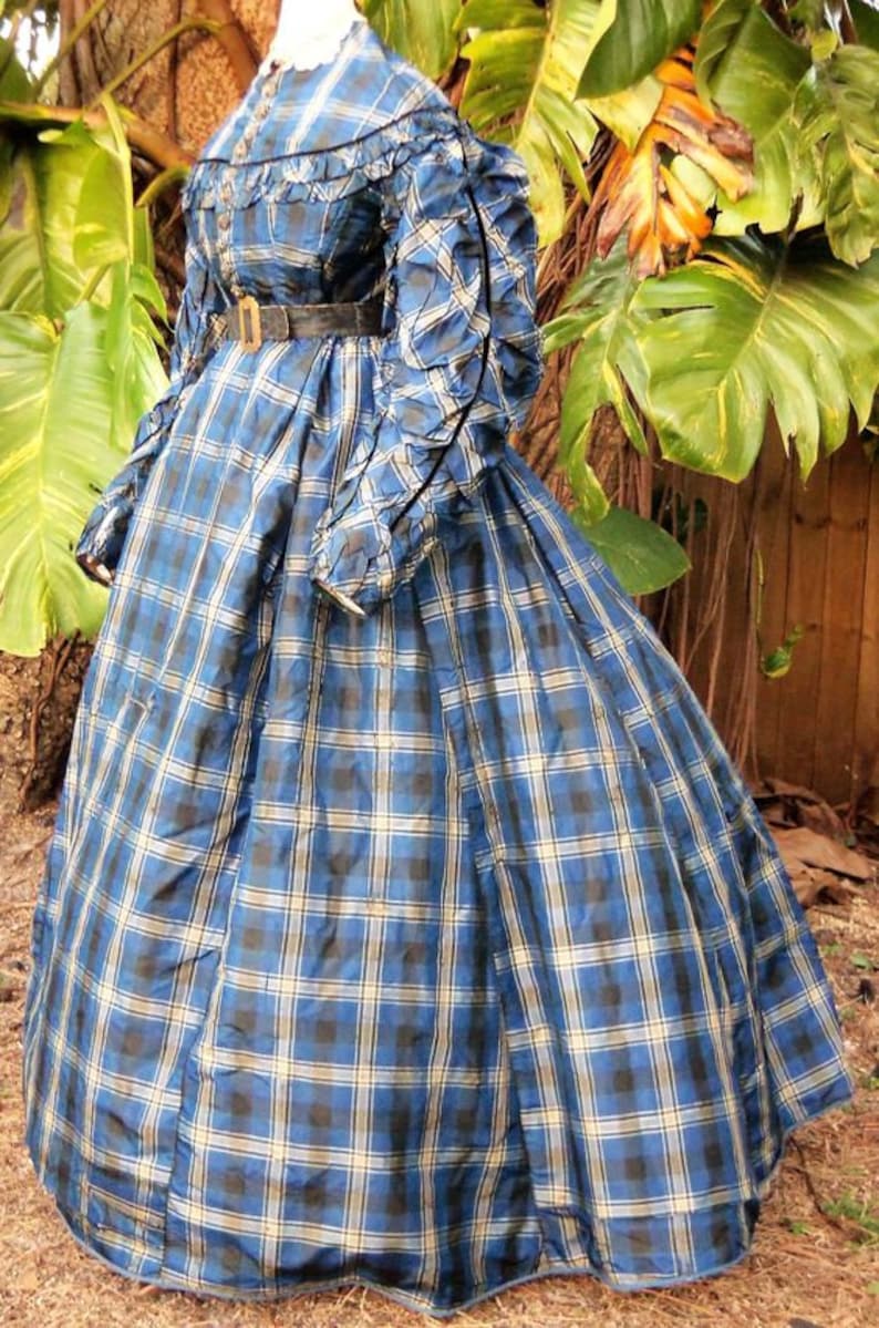 Day Dress 1860/victorian Day Dress / Dress Second Empire / 1860 1950s ...