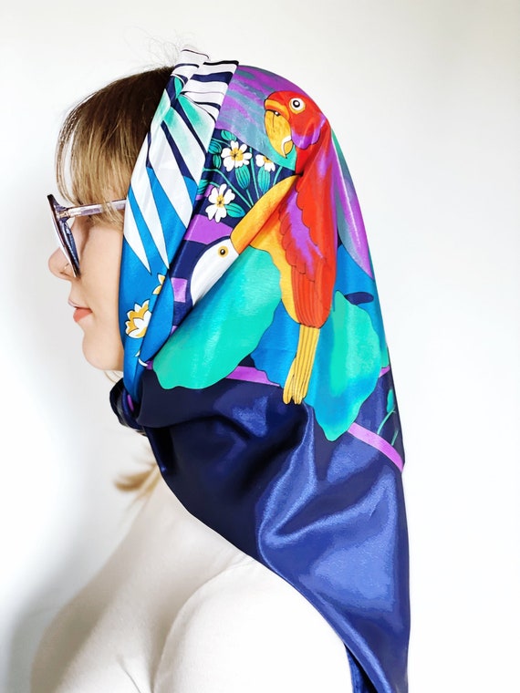 Vintage Tropical Tucan Parrot Scarf - Gem