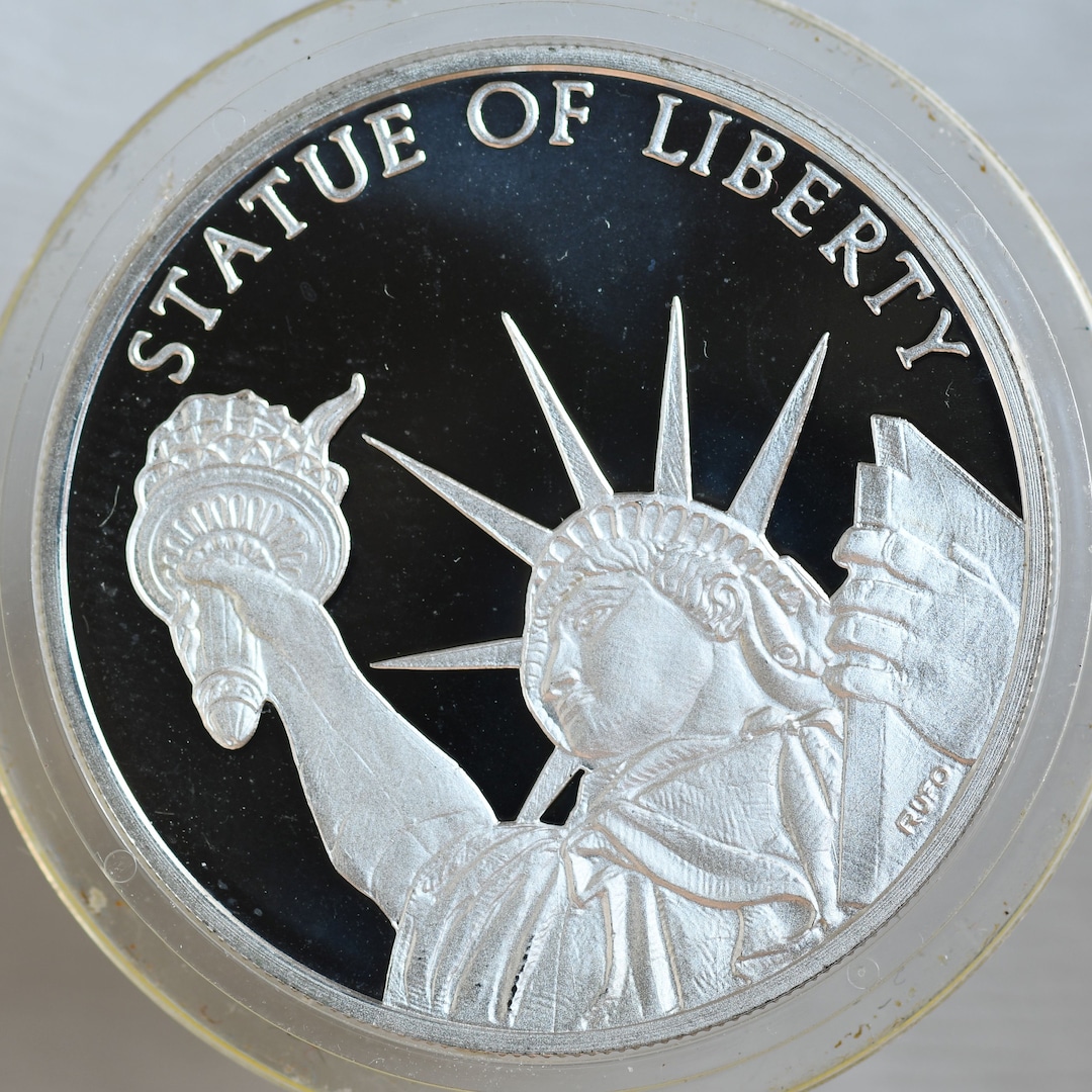 1981 Statue of Liberty 3/4 Troy Oz. Sterling Silver Chemical Bank - New ...