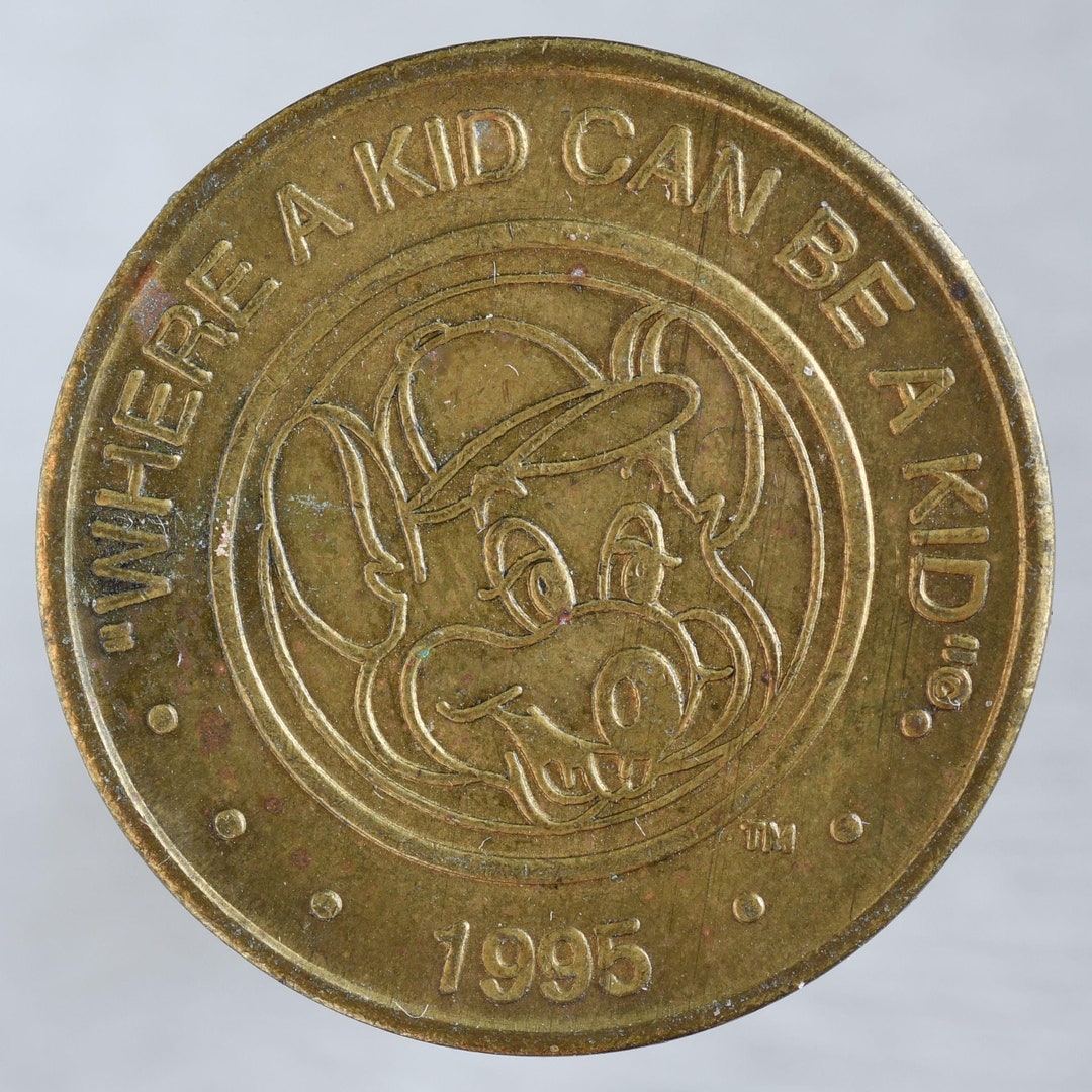 1995 Chuck E. Cheese "where A Kid Can Be A Kid" Smile America Say ...