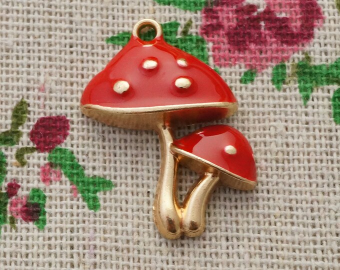 Toadstool Mushroom Charm Gold 2 Charms Pendant Jewellery Supplies C1735 ...