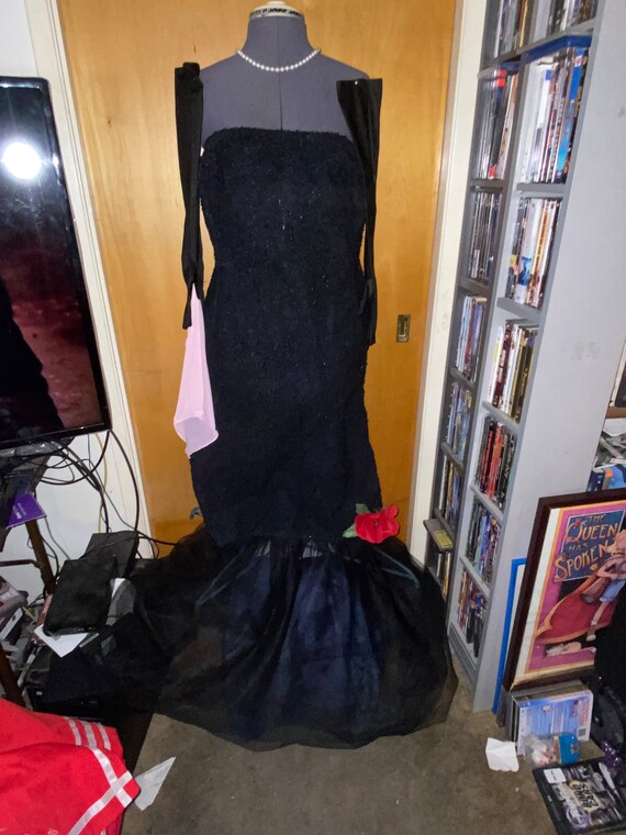 Adult size barbie sz - Gem