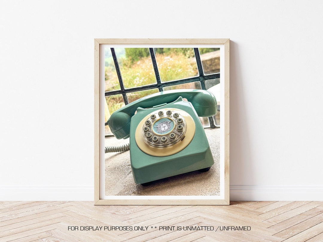 Retro Telephone, Vintage Phone, Canvas Print, Cotswolds Inn Detail ...