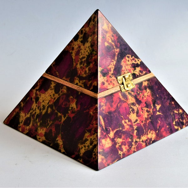 Pyramid Box - Etsy