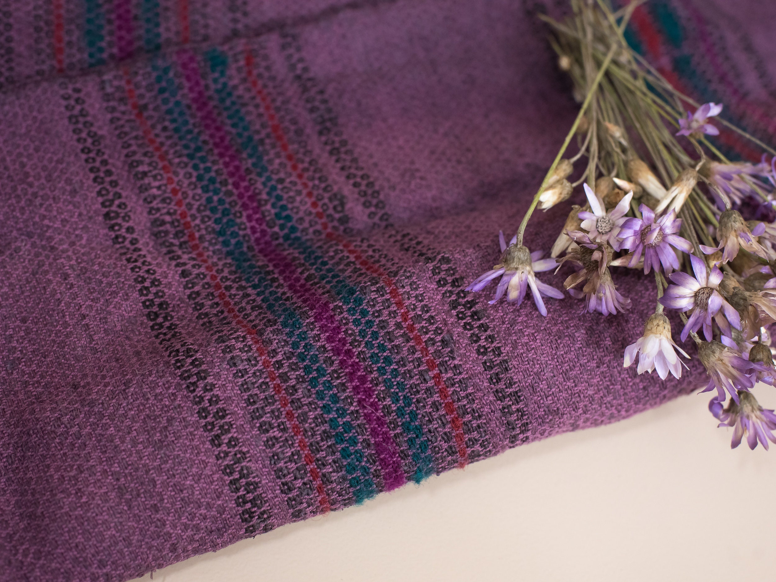 Tela histórica Teñida de rojo / textil histórico / Tela | Etsy