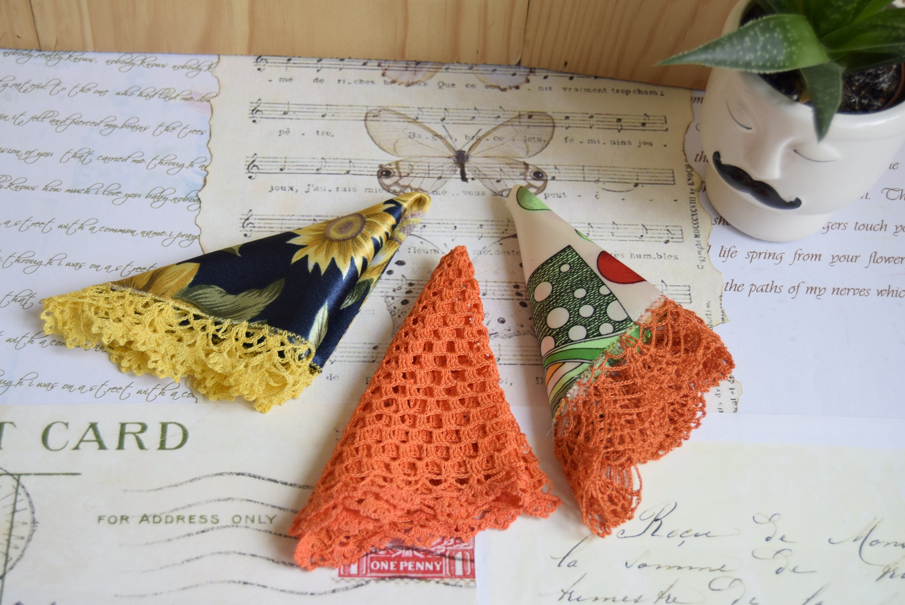 Colored Handkerchiefs,set of 3,hand Knitted Lace,colored Satin With ...