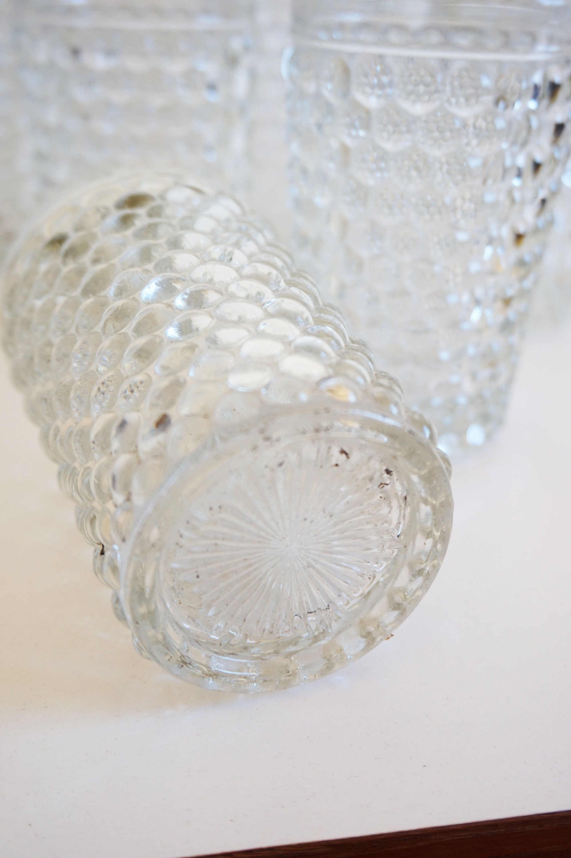 Set of 10 vintage glass Italian Empoli bubble pattern glasses