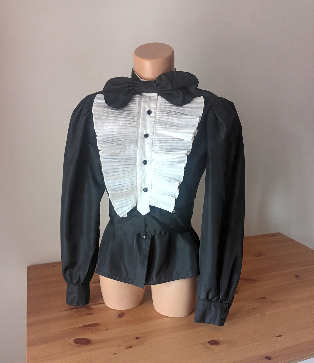Vintage Women Ruffle Trim Blouse Size XS Black White Ruffle Blouse Long ...