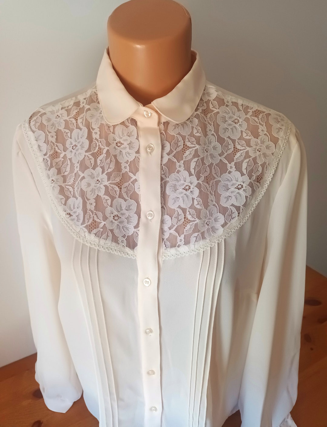 Vintage Women Cream Lace Shirt Size M/46 Long Sleeve Floral Sheer Lace ...