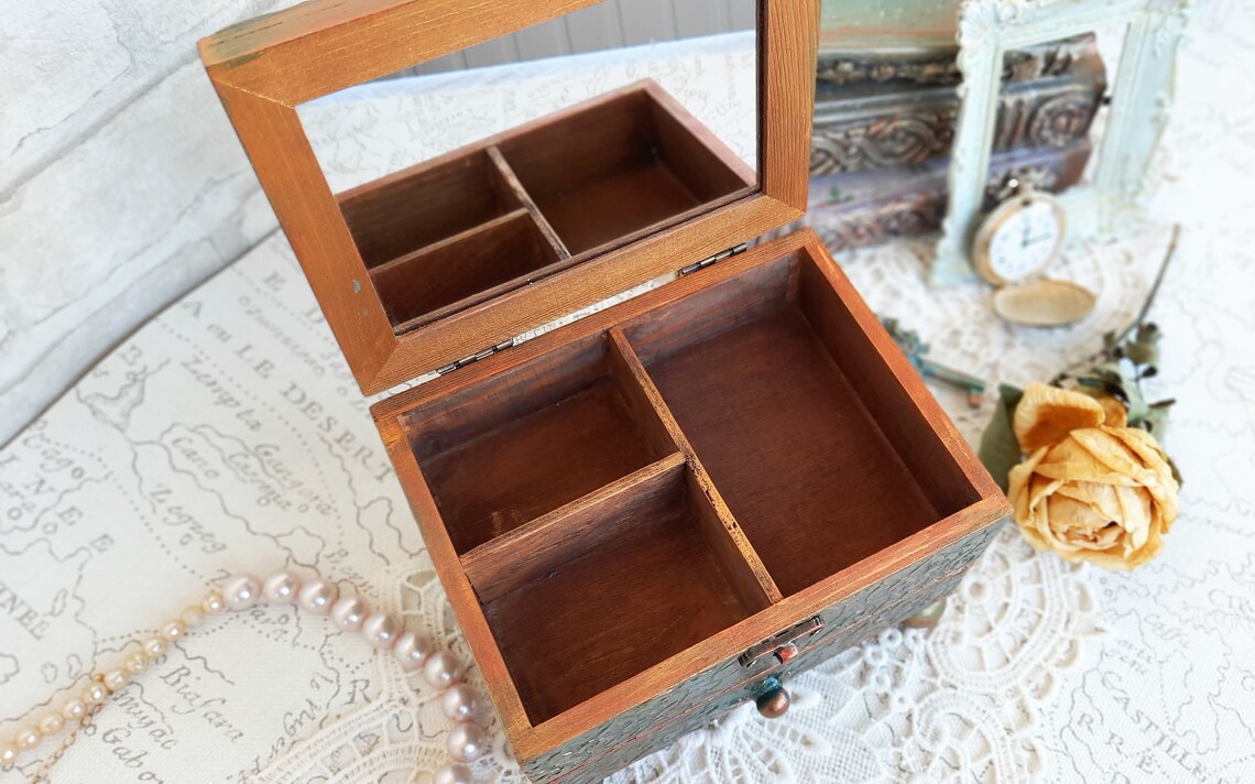 White Rabbit Box Alice in Wonderland Box Sectioned Box - Etsy