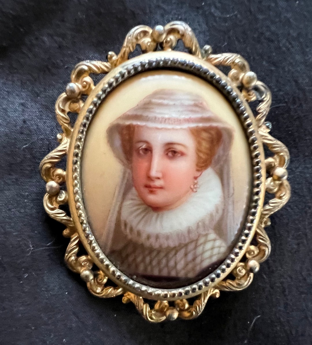 Antique Hand Painted Miniature Elizabethan Woman Portrait Gilt Sterling ...