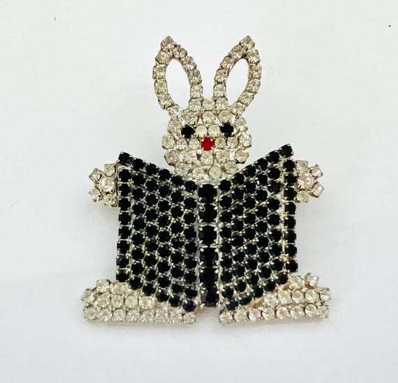 Butler And Wilson Pave’ Crystal Bunny Rabbit With Boo… - Gem