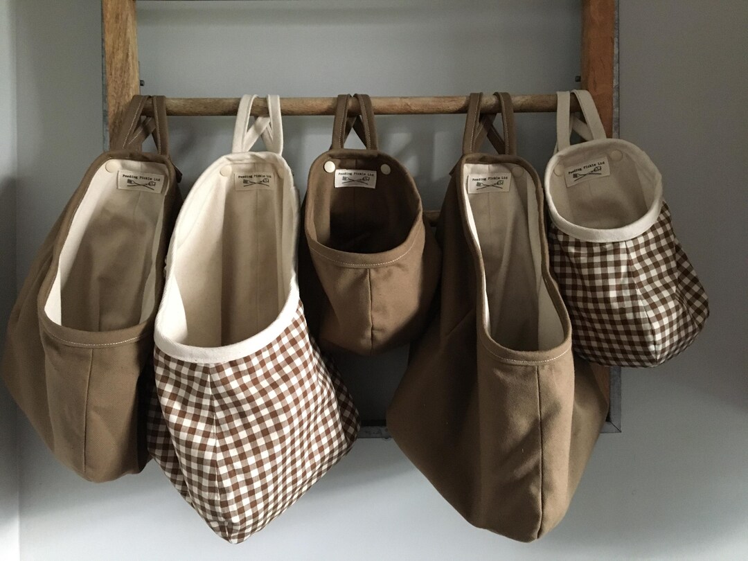 Brown Hanging Storage Pod, Hanging Organizer Bag, Hanging Basket ...
